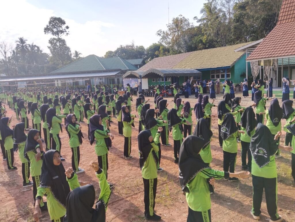Pertemuan Pagi Ceria Meriahkan Peringatan Hari Anak Nasional 2025 di MTsN 6 HSU - Kantor Kemenag ...